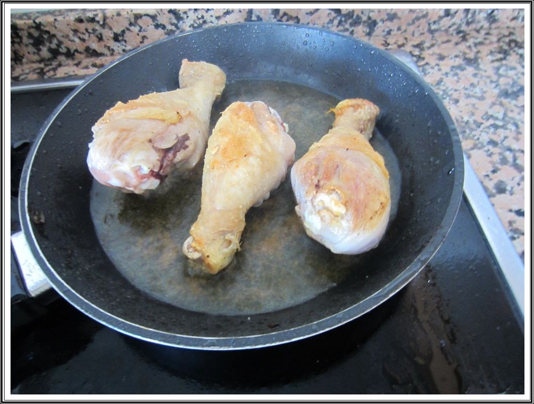 LAS RECETAS DEL ABUELO: MUSLITOS DE POLLO EN SALSA DE ALMENDRAS